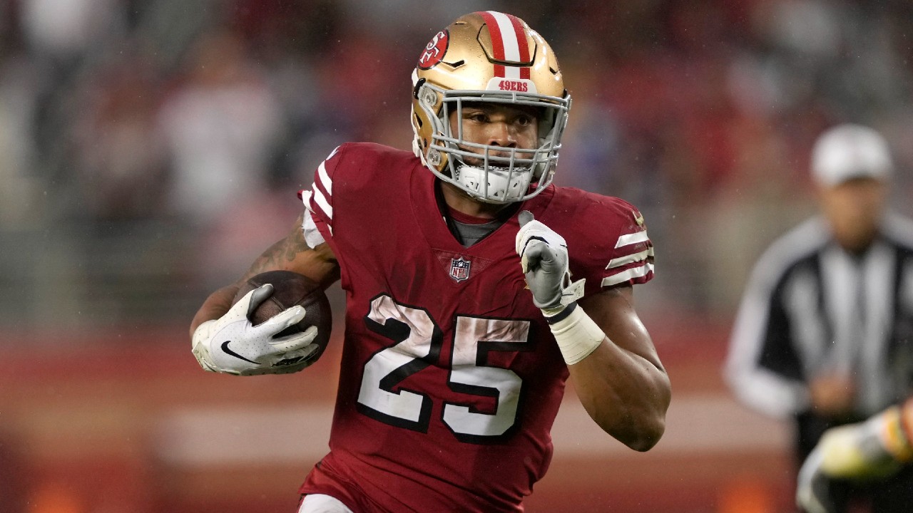 49ers' Elijah Mitchell expected to miss eight weeks with MCL sprain ...