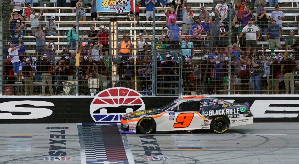 Gragson opens Xfinity playoffs by winning fourth race in row