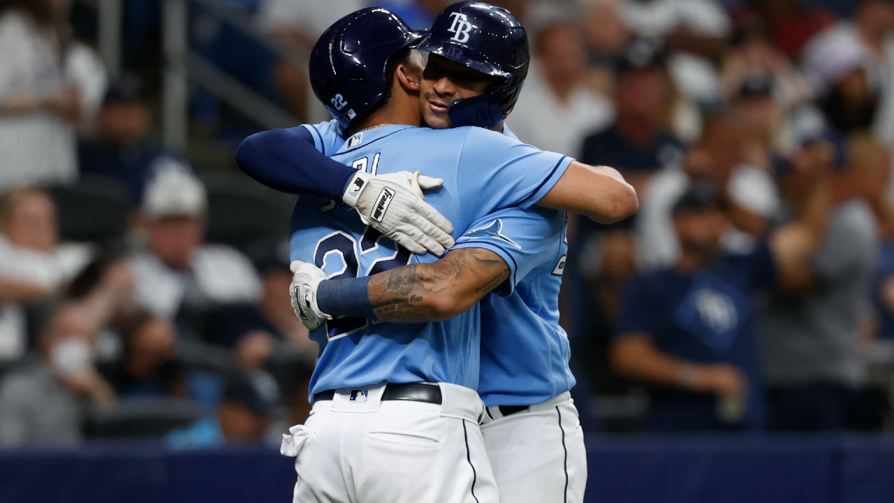 Yankees' Boone calls loss 'embarrassing' as Rays move within five games ...