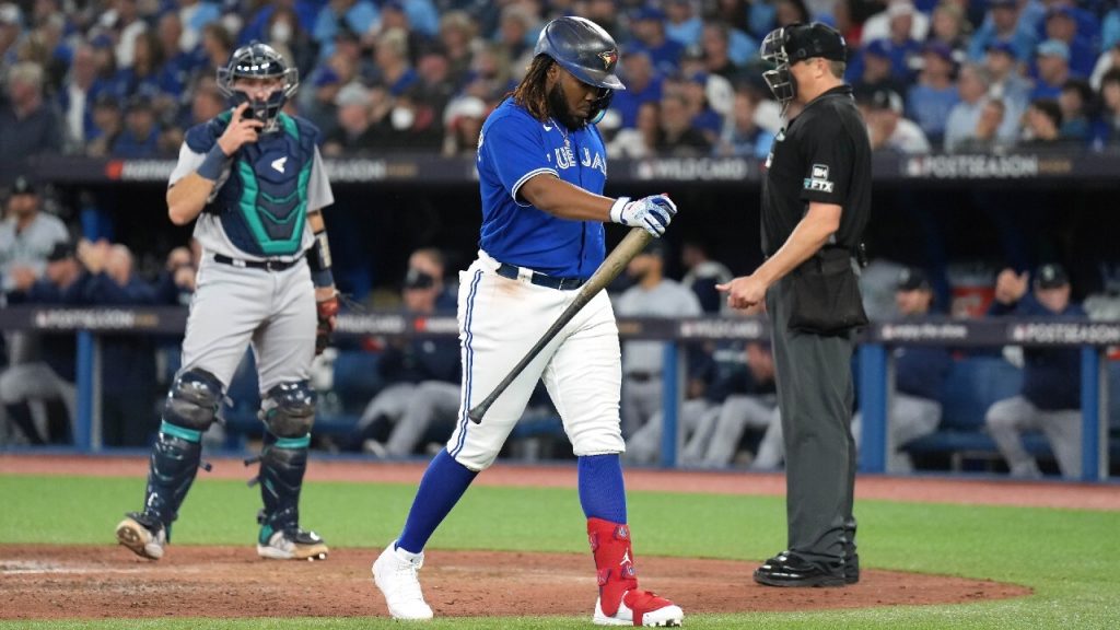 Are Blue Jays overvaluing prospects as their window of opportunity closes?