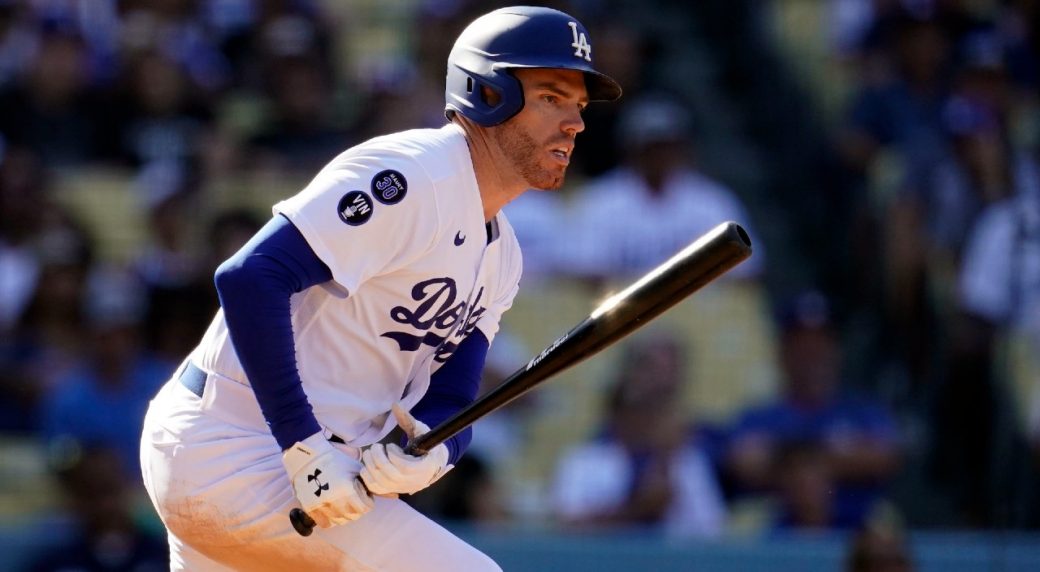 Dodgers hold off push from Padres to take Game 1 of NLDS