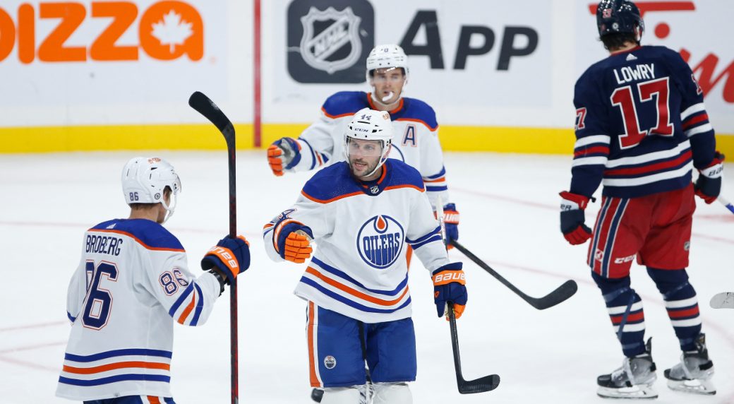 Skinner makes 33 saves, Oilers outlast Jets in pre-season shootout