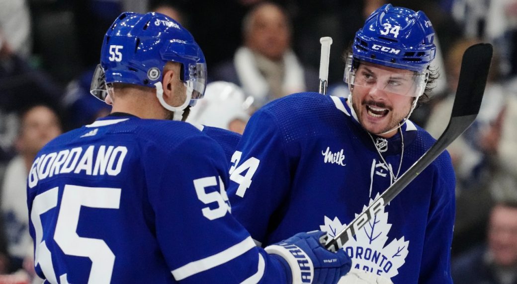 NHL Live Tracker: Maple Leafs vs. Capitals