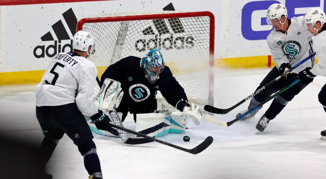 Kraken place G Philipp Grubauer on IR with lower-body injury