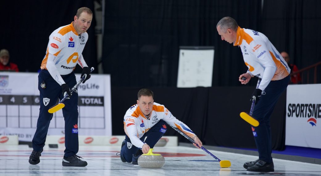 Gushue, Mouat stay perfect to clinch GSOC Tour Challenge playoff spots