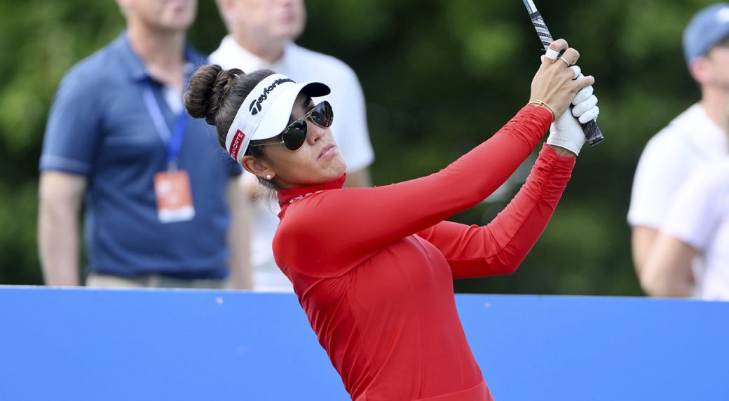 Maria Fassi delivers career-best 62 to take early LPGA lead
