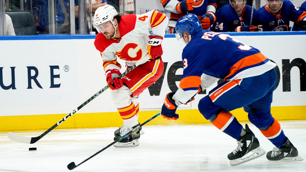 Flames blow two-goal lead, fall to Islanders in OT - Sportsnet.ca