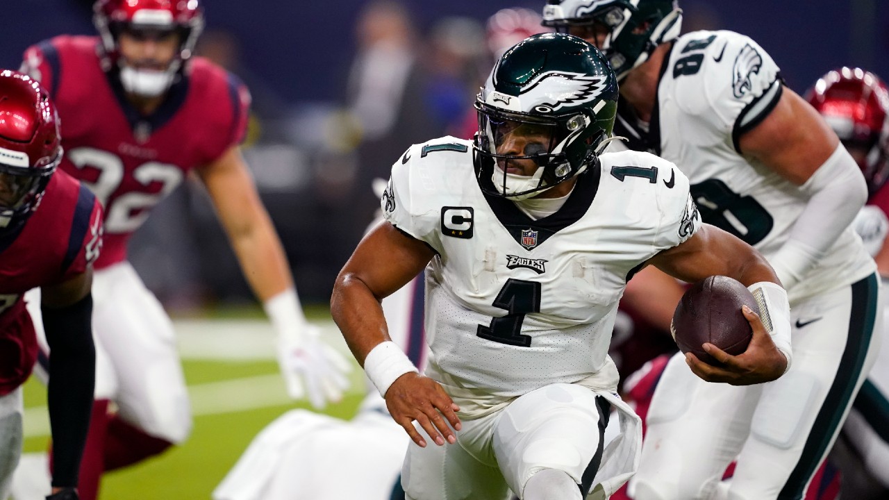 Eagles beat Texans to improve to 8-0 for first time in franchise ...