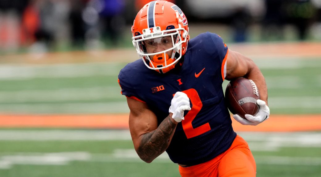 Illinois running back Chase Brown suffers apparent ankle injury vs. Purdue