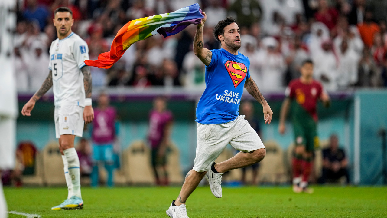 Messi Doing A Rainbow