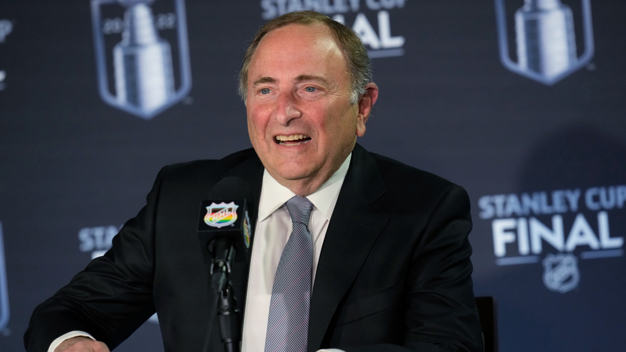 Watch Live: NHL commissioner Gary Bettman speaks to media in Edmonton ...