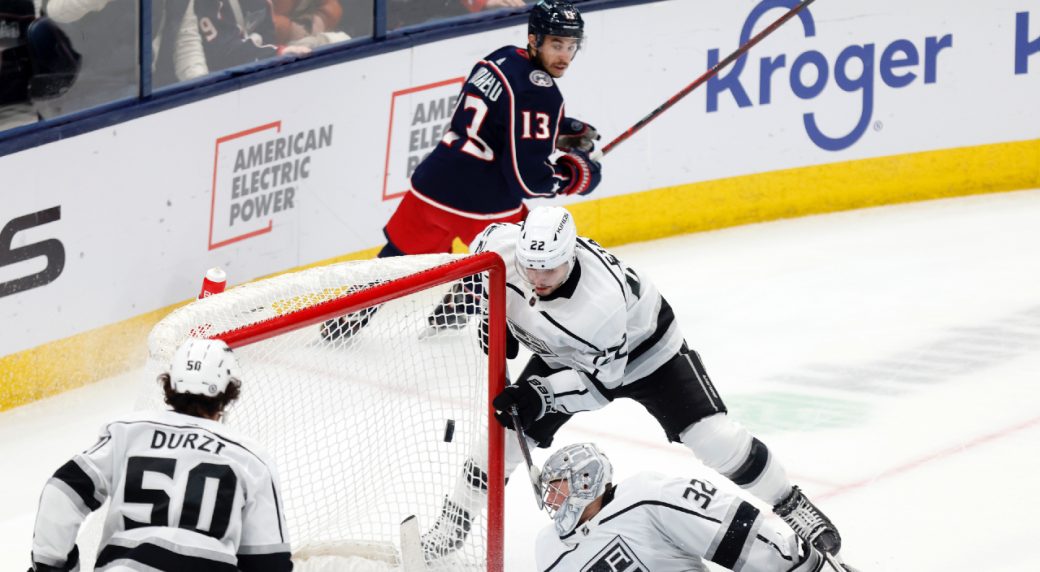 Gaudreau's quick OT goal lifts Blue Jackets over Kings