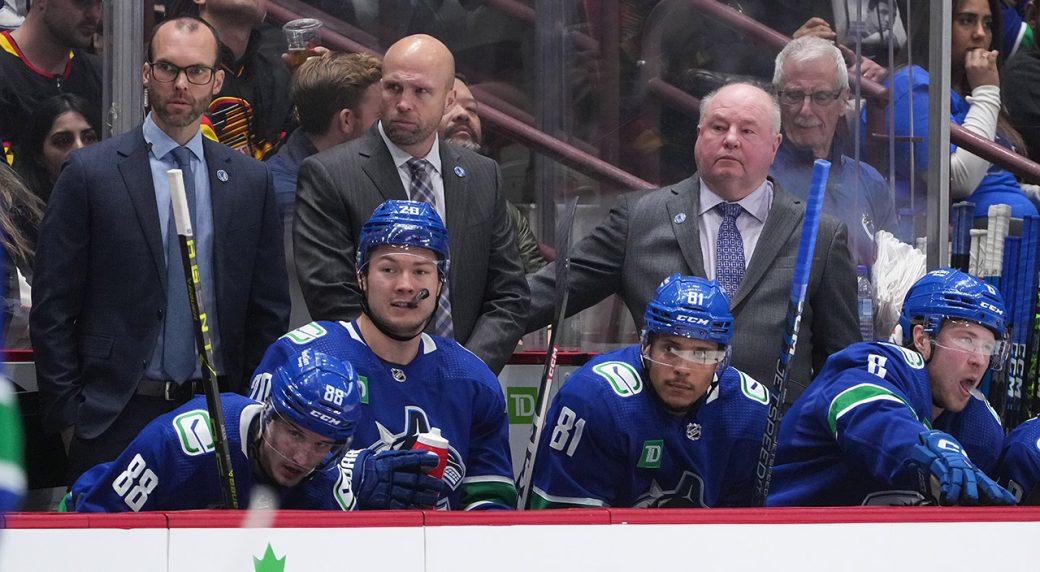 Canucks coach Boudreau: 'I'd be a fool to say I don't know what's going on'
