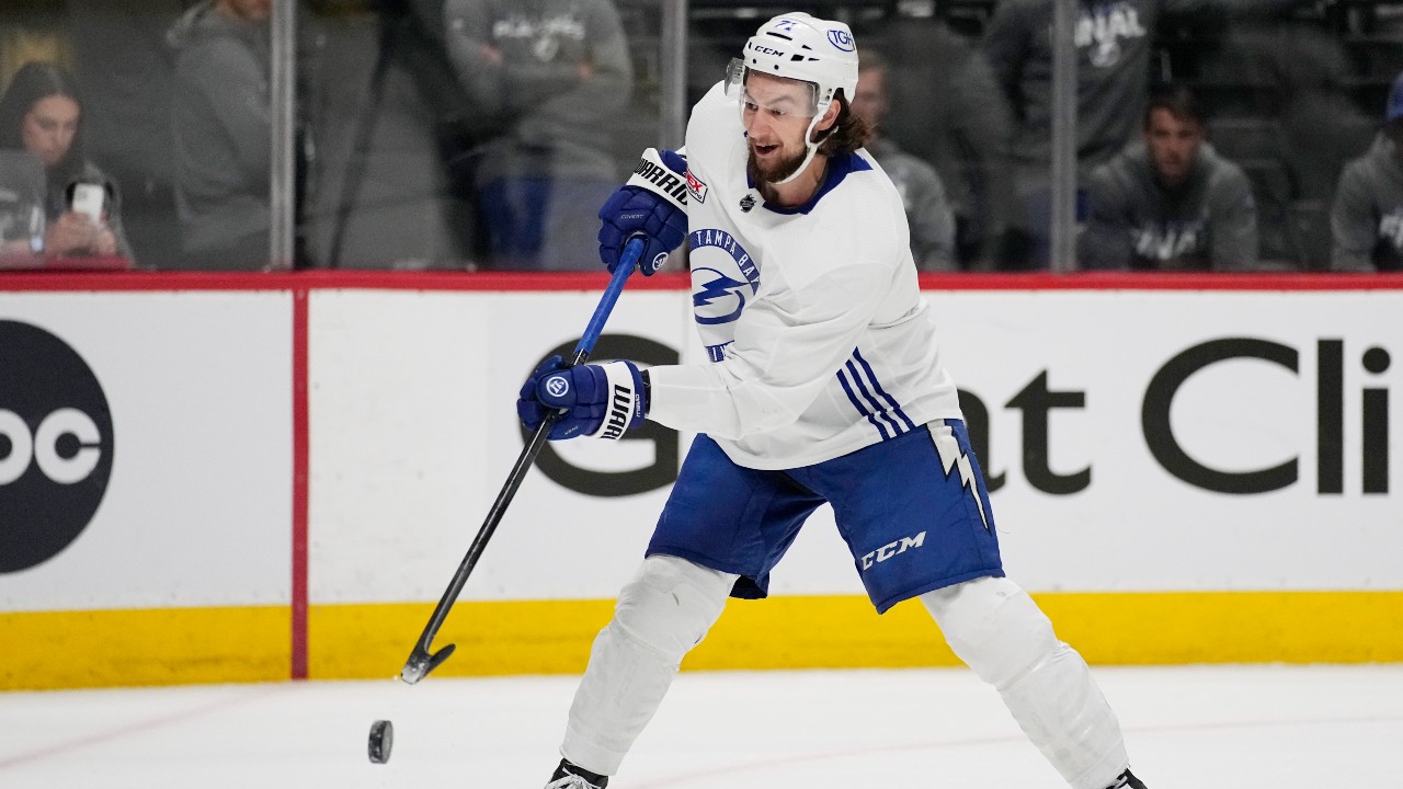 Lightning's Anthony Cirelli to make season debut against Maple Leafs ...