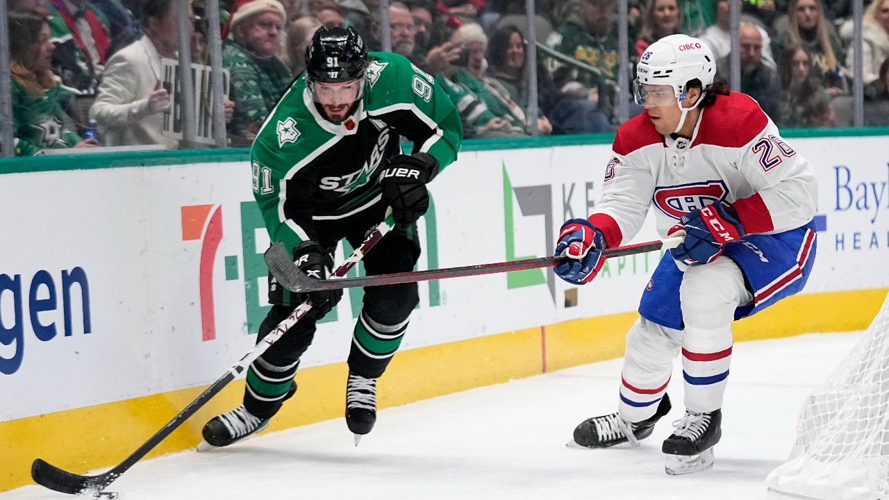 Johnston’s late goal pushes Stars to comeback win over Canadiens