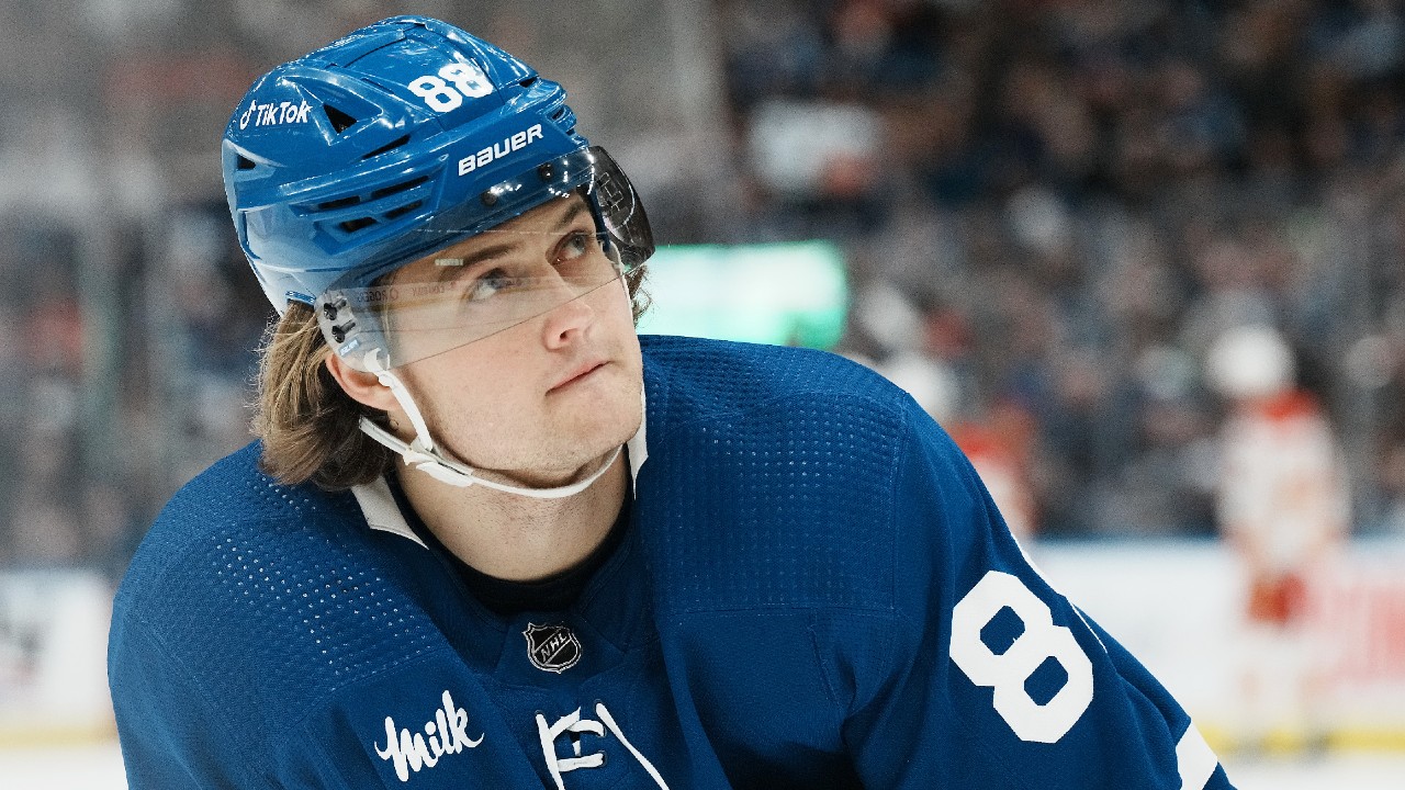 Maple Leafs' Nylander moves closer to superstardom with five-point ...