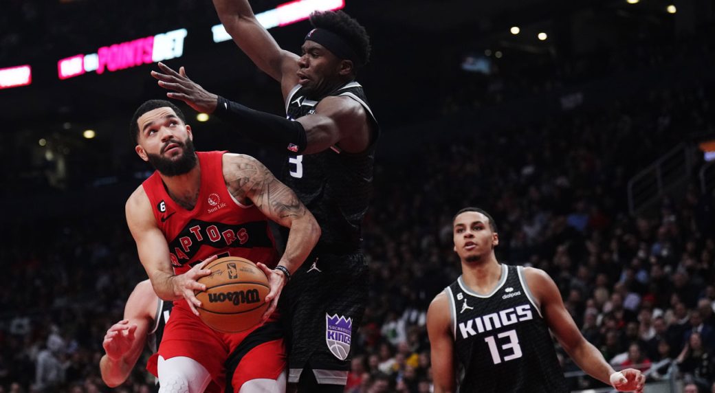 Raptors unable to overcome poor shooting despite throwback performance ...
