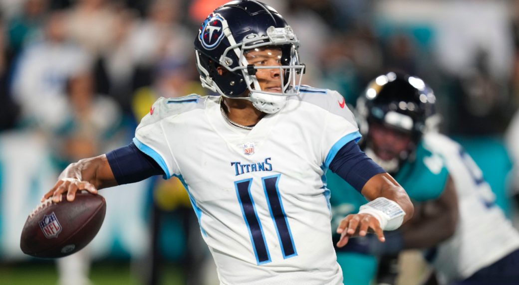 Dobbs 'proud of effort' despite costly turnovers vs. Jaguars