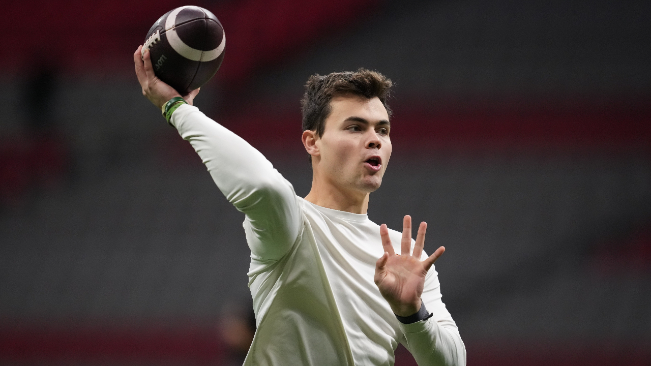 CFL quarterback Nathan Rourke has workout with New York Giants ...