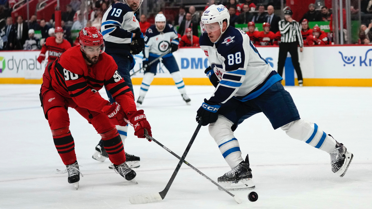 Jets' five-game win streak snapped by offensive explosion from Red ...
