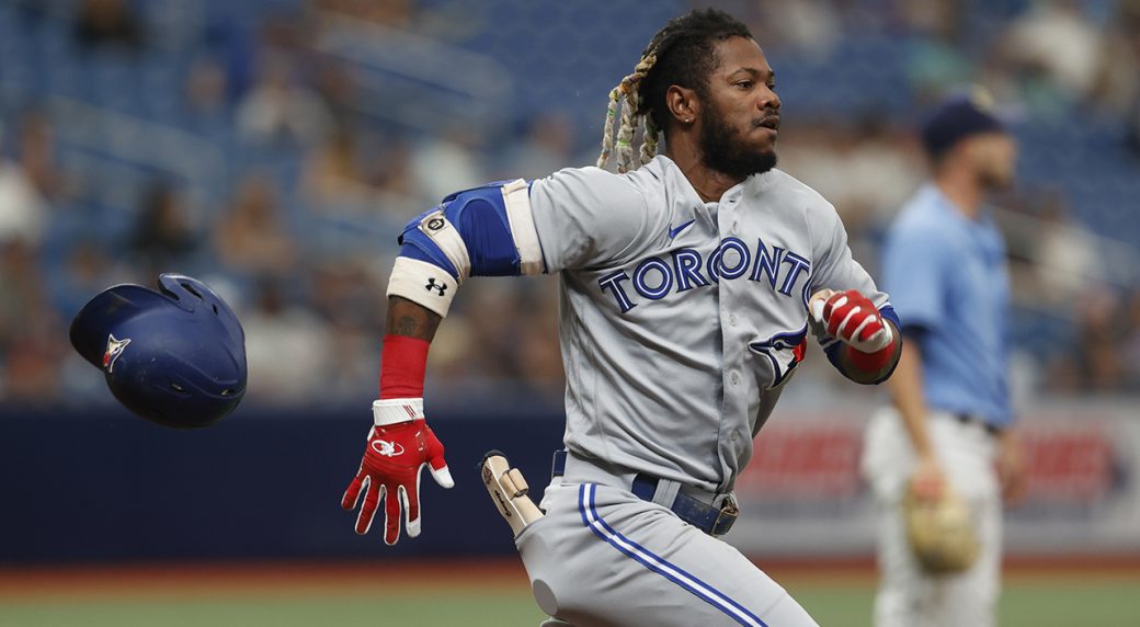 Report: Former Blue Jays OF Tapia signs minor league deal with Red Sox