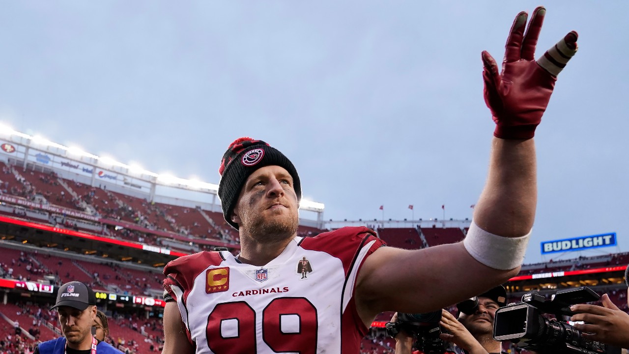 J.J. Watt bids farewell to NFL with emotional 2-sack game - Sportsnet.ca