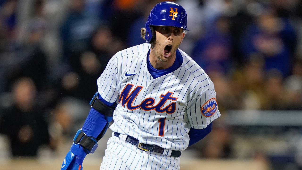 Report: McNeil, Mets agree to four-year, $50M contract extension to ...