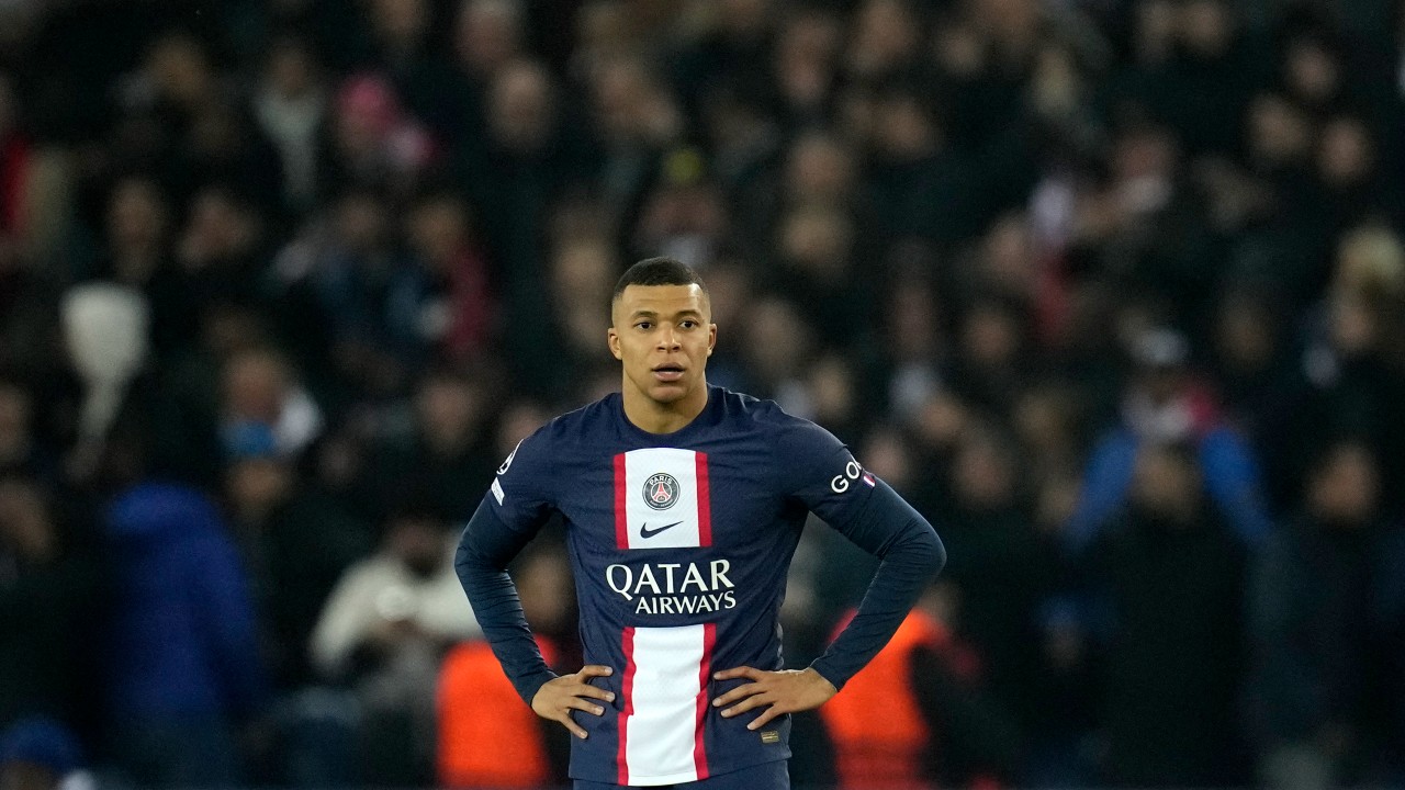 Amid own uncertain future, Mbappe hits out at treatment of Messi in ...
