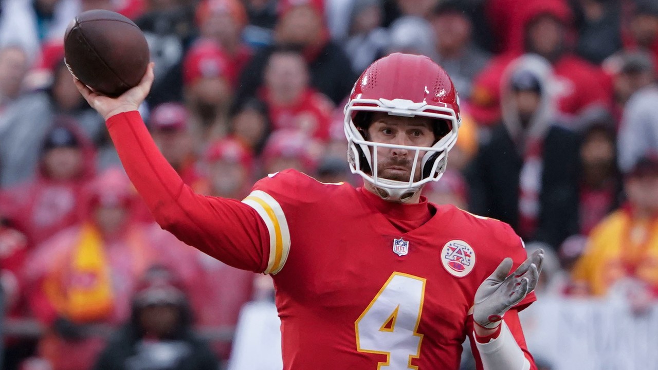 Chiefs backup QB Chad Henne retires following second Super Bowl win ...