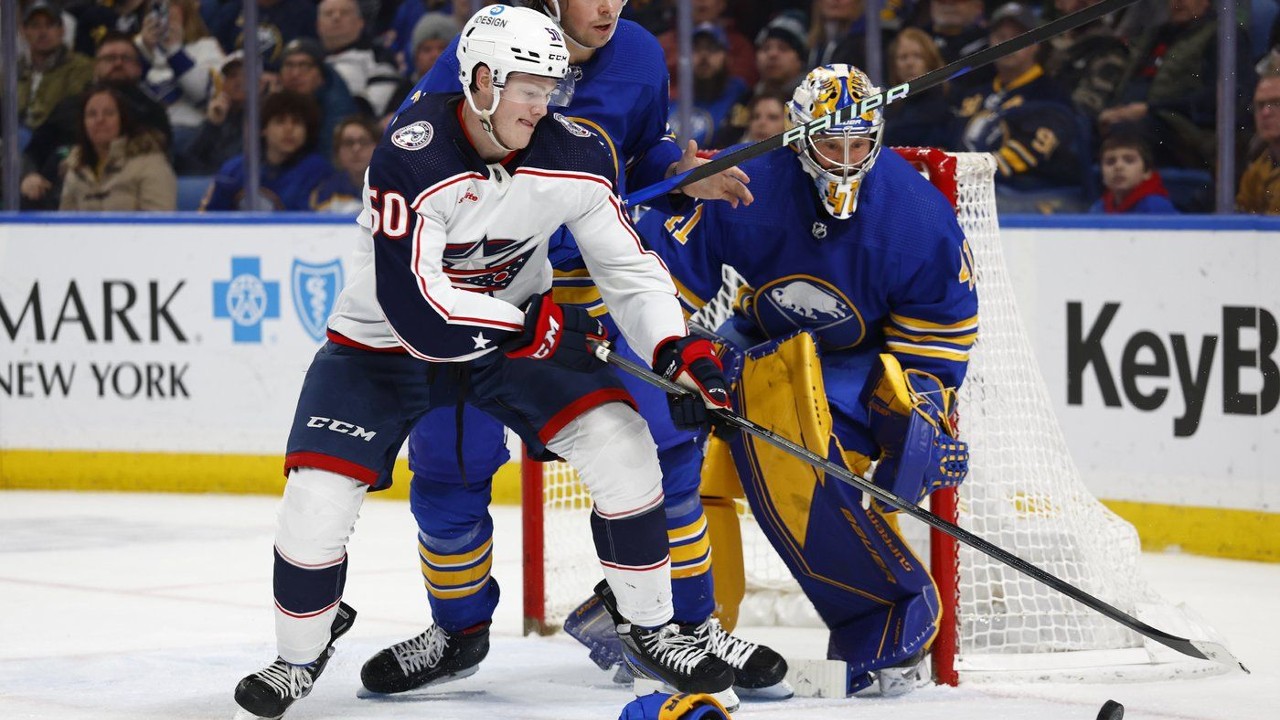 Sabres acquire LW Eric Robinson from Blue Jackets for seventh-round pick - Sportsnet.ca