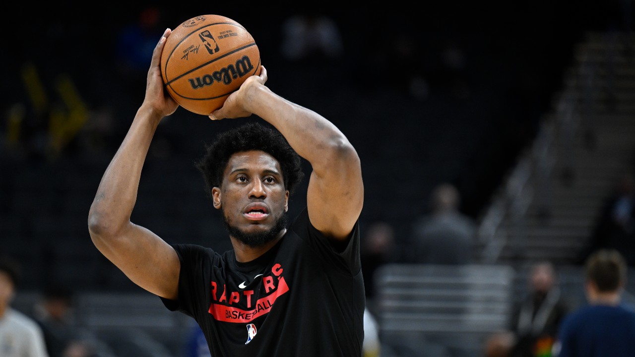 Raptors' Young leaves game vs. Magic with left knee strain - Sportsnet.ca