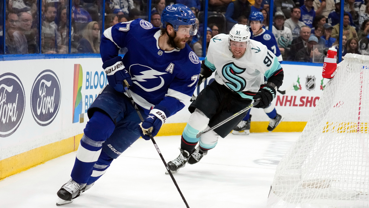 Lightning, Victor Hedman agree to four-year contract extension