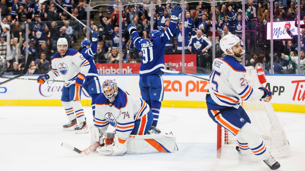 Maple Leafs score three goals in exactly three minutes vs. Oilers