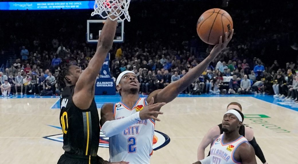 Gilgeous-Alexander leads Thunder past red-hot Curry and Warriors
