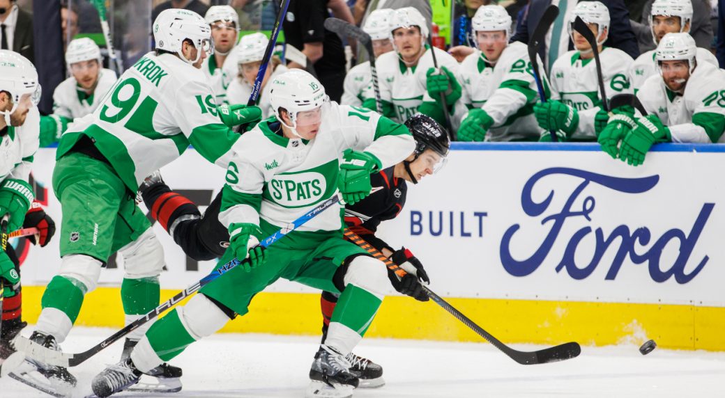 Maple Leafs down Hurricanes to bounce back from winless skid