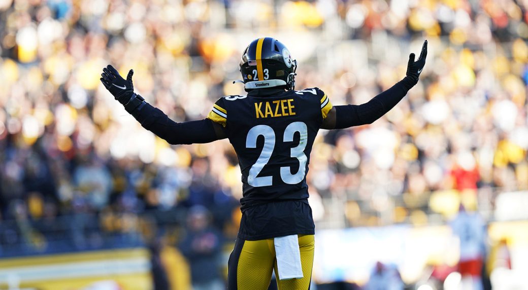 Steelers re-sign safety Kazee, tight end Gentry