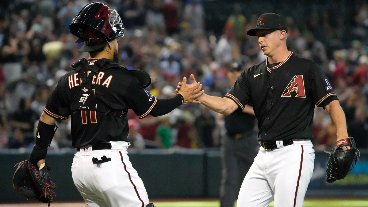MLB Roundup: Gurriel's 3-run homer leads Diamondbacks over Brewers ...