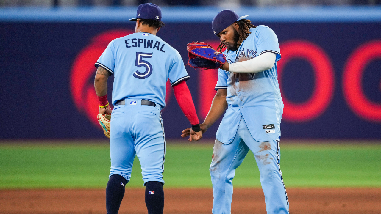 Espinal returns from wrist contusion, helps Blue Jays secure first ...
