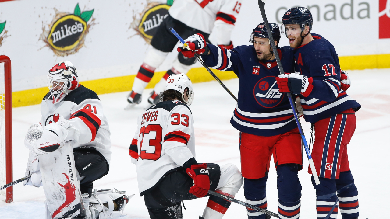 Jets' playoff push picks up steam with lopsided win over Devils ...