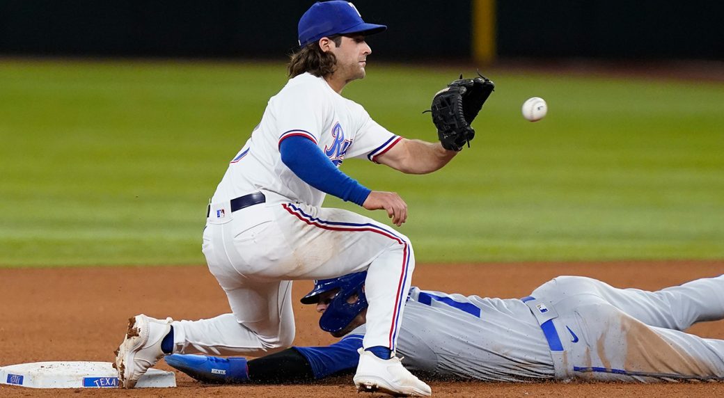 Josh Smith gets shot at short with Rangers' Seager sidelined