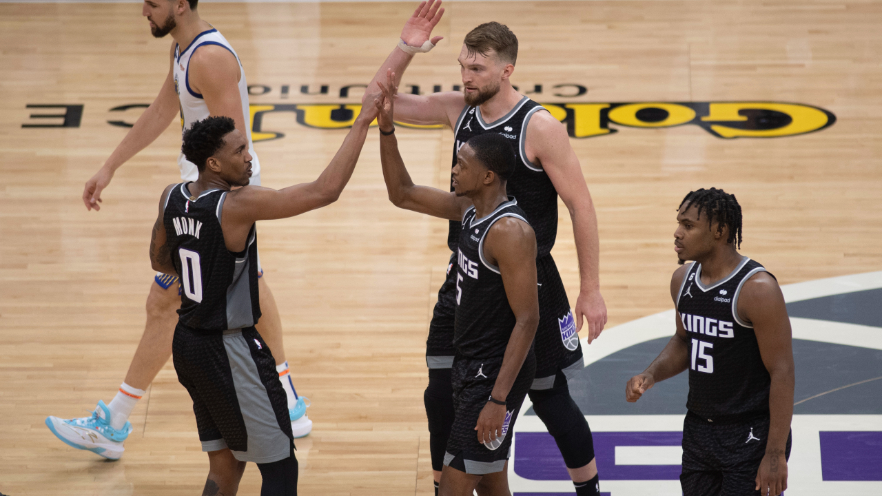 Kings probe 'racial bias' claims after rapper E-40 ejected - Sportsnet.ca