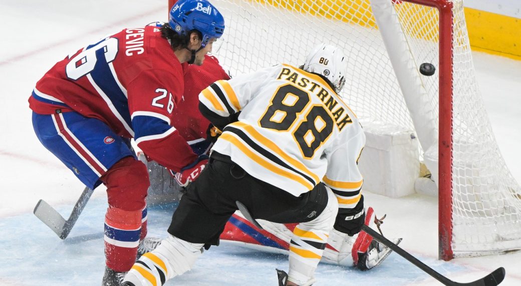 Pastrnak seals Bruins' comeback in regular season-finale win over Canadiens