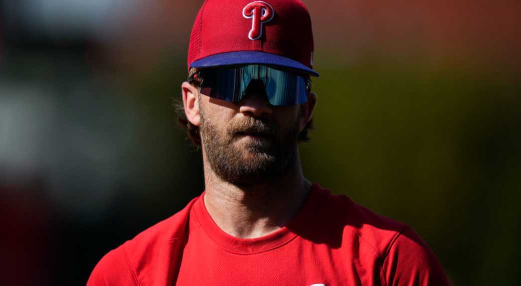 Phillies remain cautiously optimistic Harper hits May return