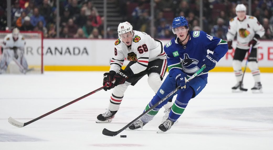 Canucks snap four-game losing streak with shutout victory over Blackhawks