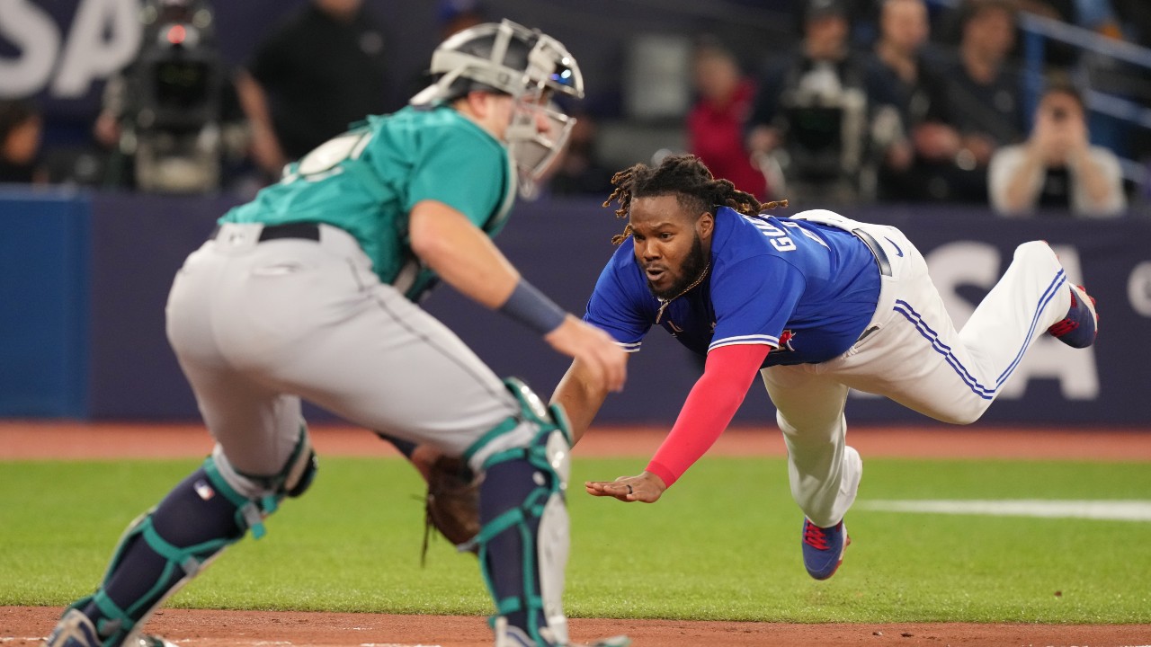 Turning the Tables: New-look Blue Jays edge Mariners in wild-card ...