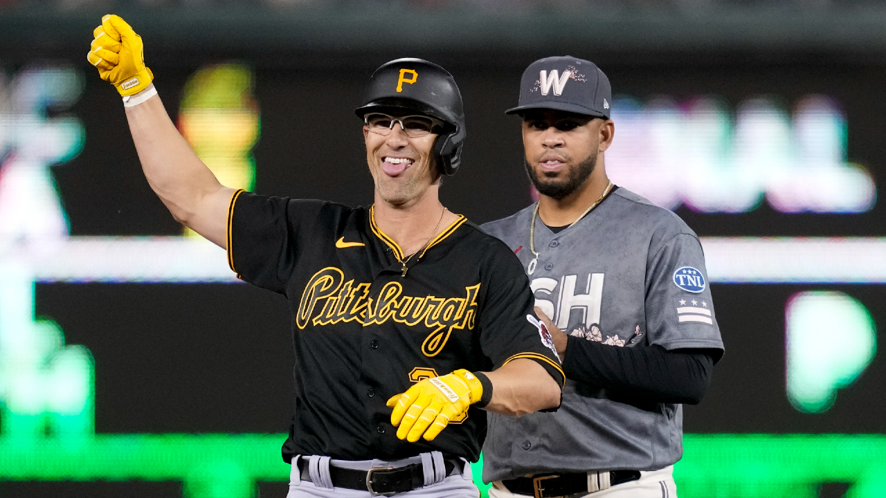 Maggi gets first big league hit, RBI after 13 years in minors ...