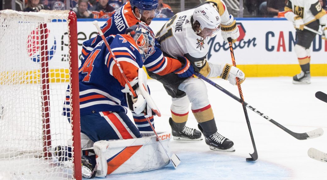 Oilers pull Skinner from Game 3 after allowing fourth goal in second period