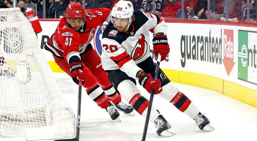 Devils re-sign forward Michael McLeod to one-year, $1.4M deal