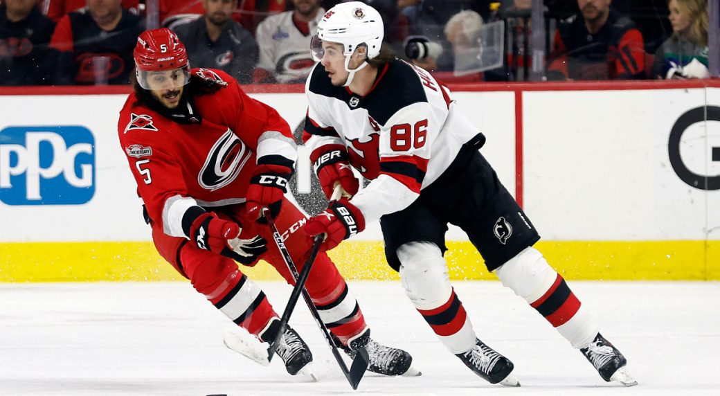 Devils explode for eight goals, dominate Hurricanes for first win of series