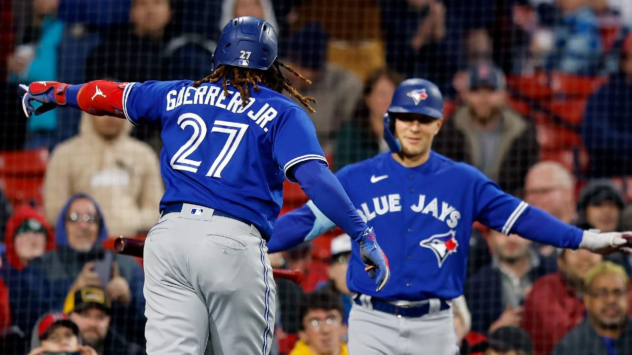 Red Sox light up Blue Jays pitching in win in rainy Boston - Sportsnet.ca